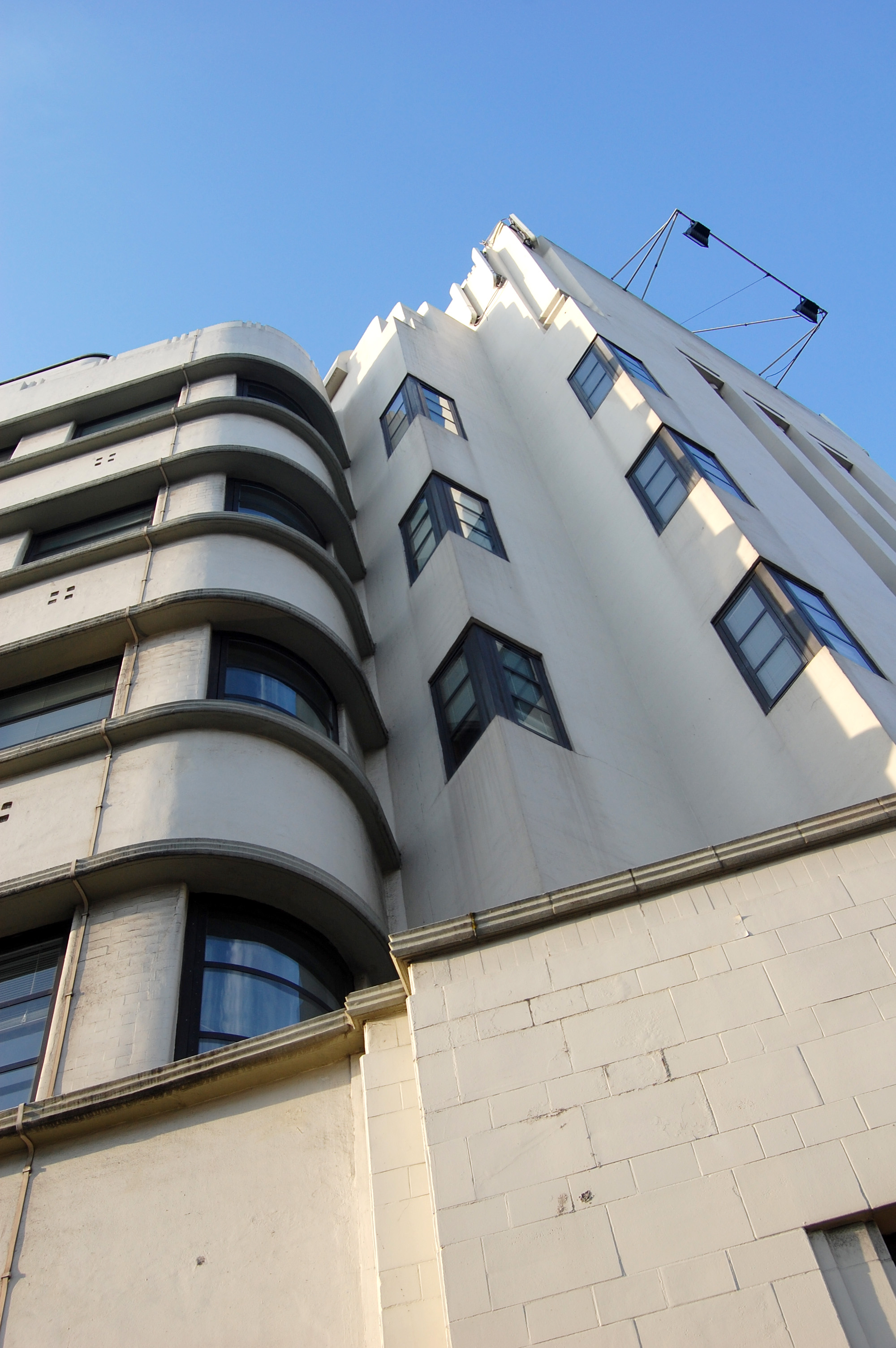 Victorian Art Deco (Victoria Coach Station, London, UK) – The Beauty of ...