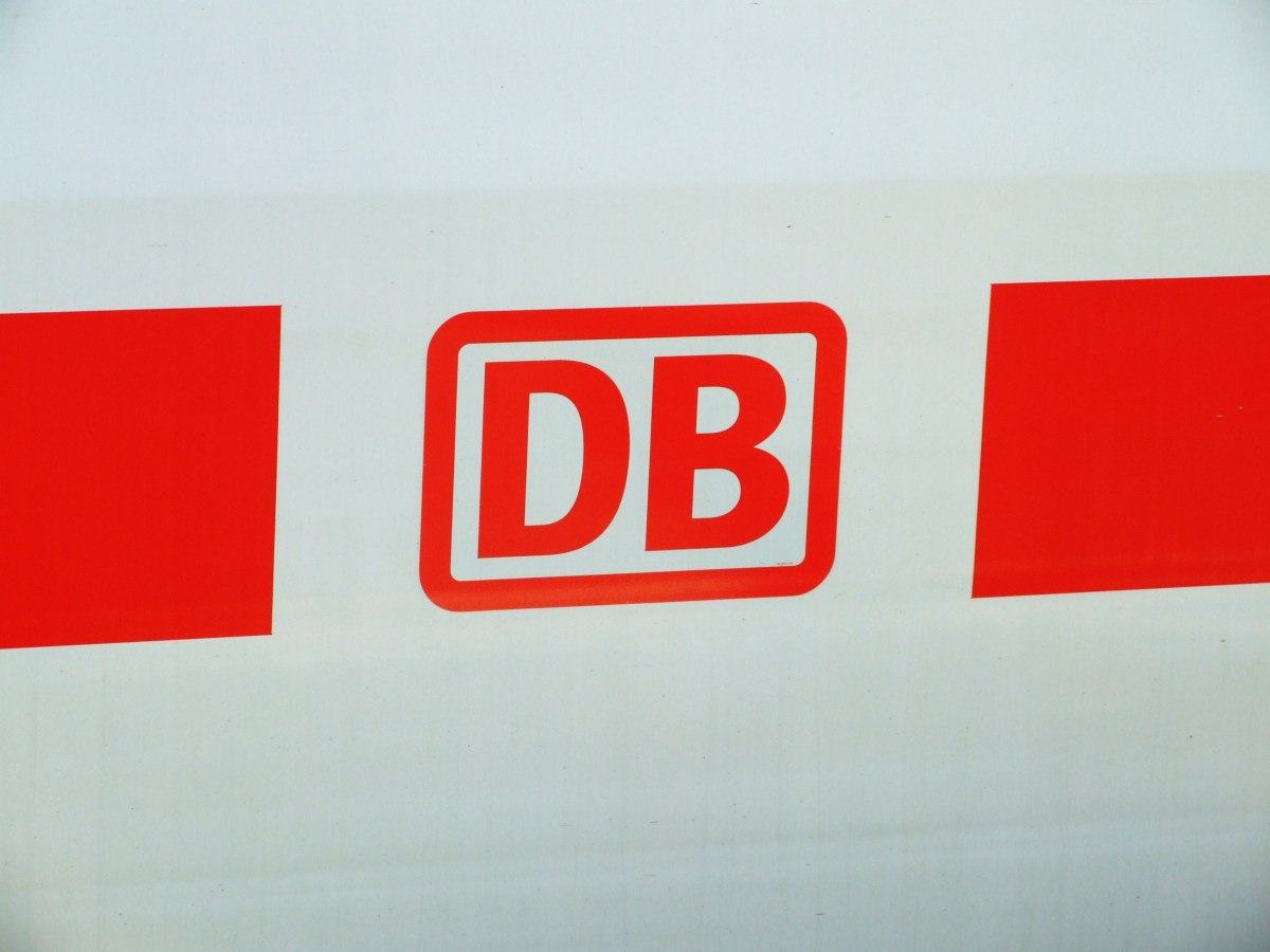 Look, Listen, Smell (Deutsche Bahn corporate identity 2004 – ) – The ...
