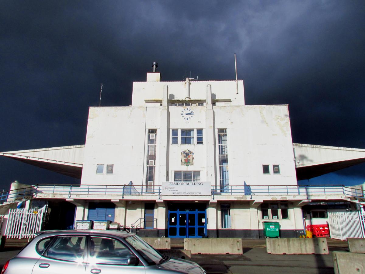 Taking Wing (Elmdon Air Terminal, Birmingham, UK) – The Beauty of Transport