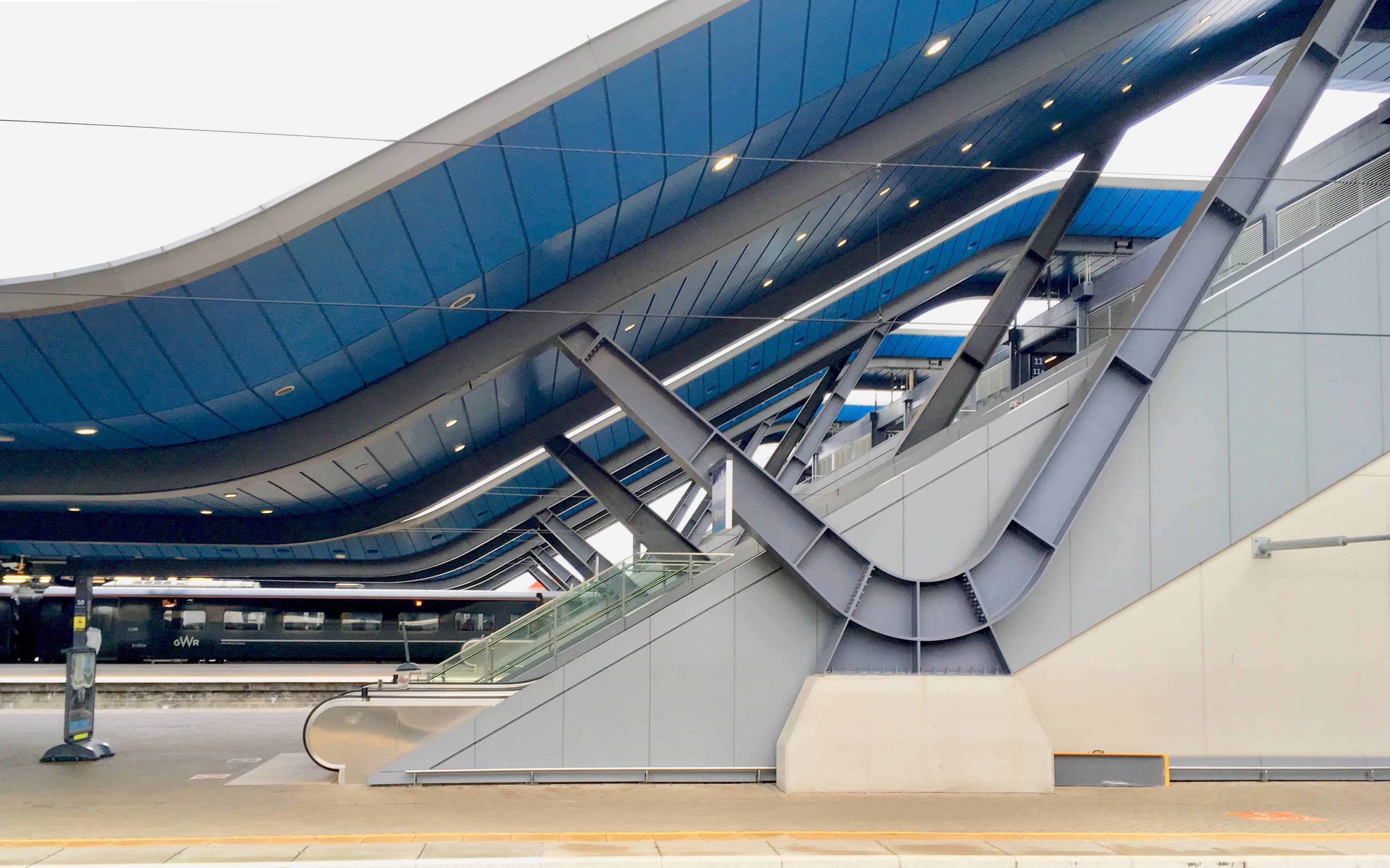Unblocking the Bottleneck (Reading Station, Reading, UK) – The Beauty ...
