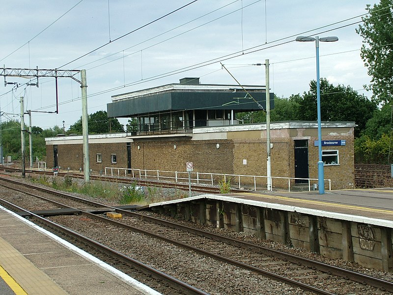 Ace of Herts (Broxbourne Station, Hertfordshire, UK) – The Beauty of ...